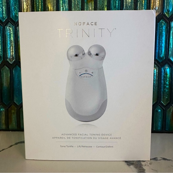NuFace | Skincare | Nuface Trinity Facial Toning Device | Poshmark